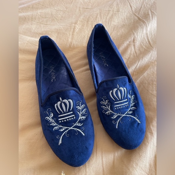 Vionic | Shoes | Vionic Navy Gold Embroidery Romi Velvet Texture Loafer ...